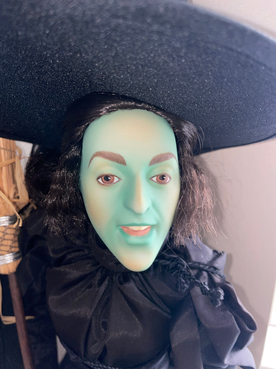 Very special and rare witch - NO RESERVE – Home2spirits